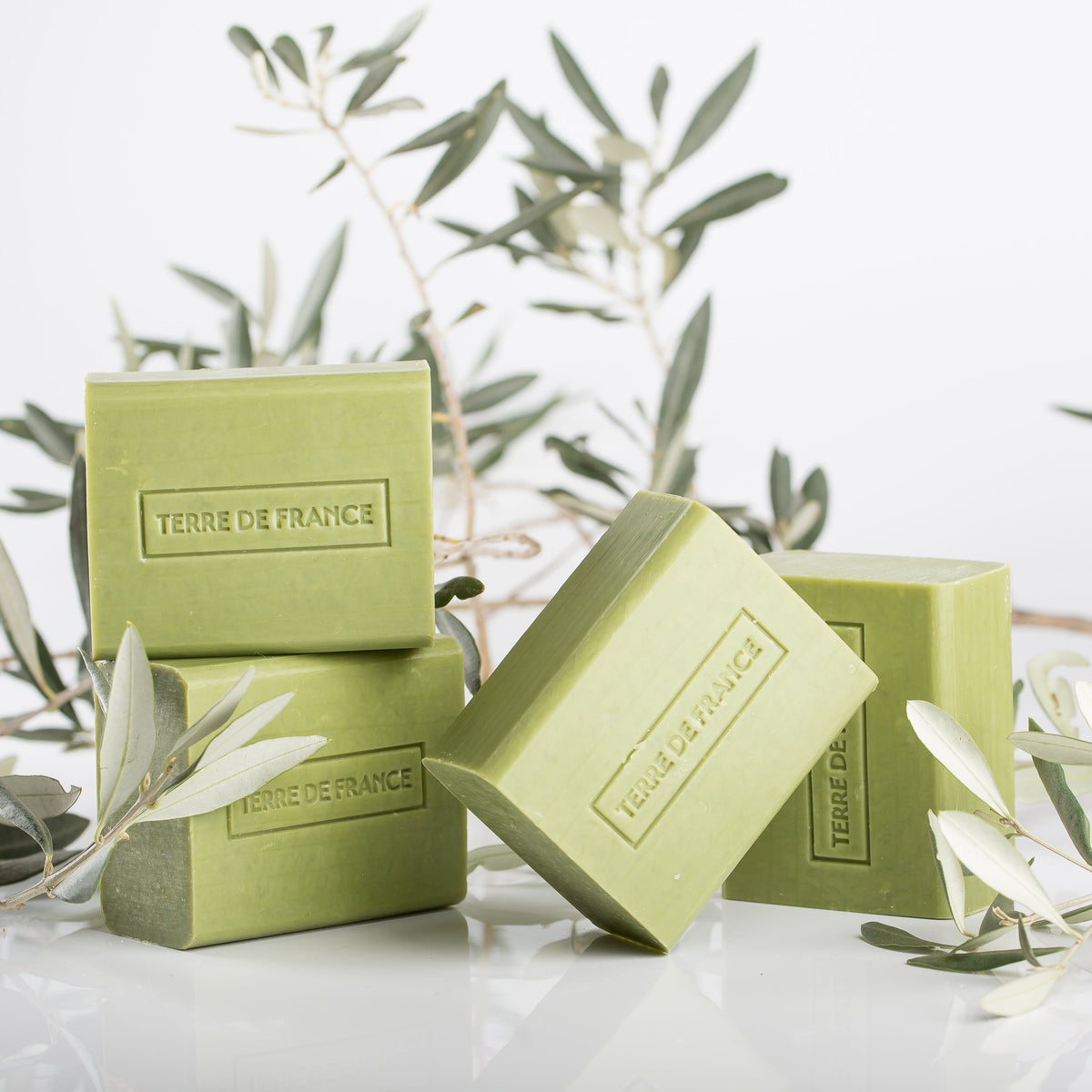 Le savon à l’huile d’olive : trésor de la tradition provençale – Terre ...